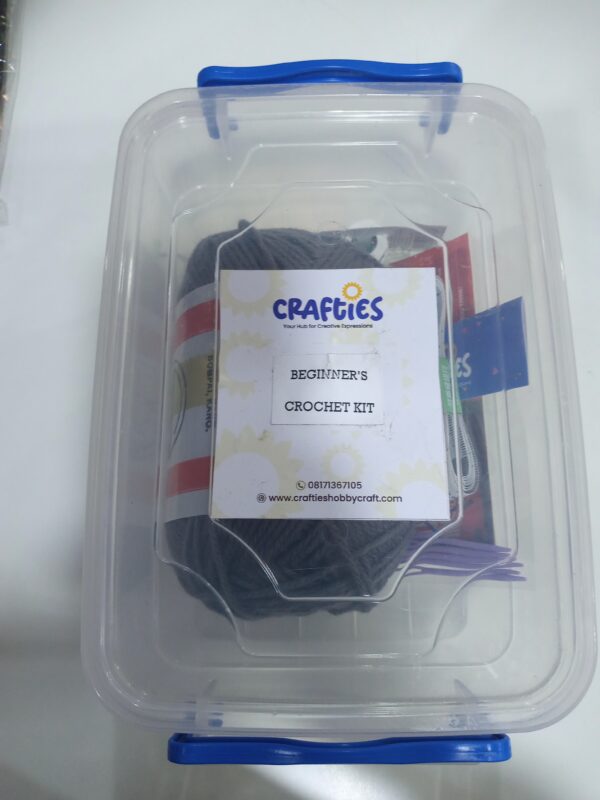CRAFT KIT: BEGINNER CROCHET KIT - Crafties Hobbycraft Limited